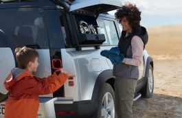 LAND ROVER ACCESSORIES - Land Rover Defender - CARRYING & TOWING - CARRYING